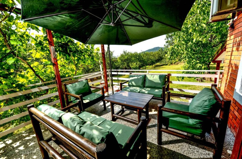 Avala House | Weekendica