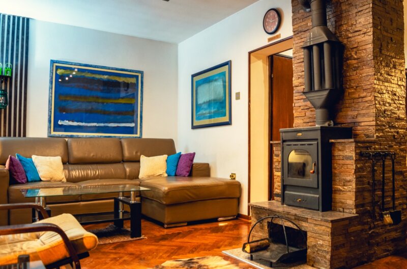 Avala Vila sa Unutrašnjim Bazenom, Đakuzijem i Saunom | Weekendica