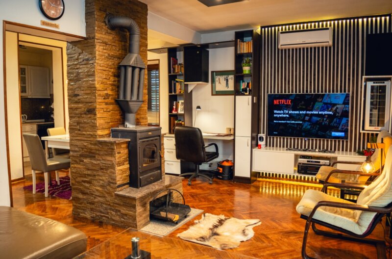 Avala Vila sa Unutrašnjim Bazenom, Đakuzijem i Saunom | Weekendica