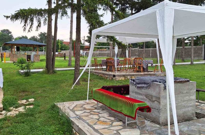 Ponuda vikendica, kuća i splavova za iznajmljivanje | Weekendica