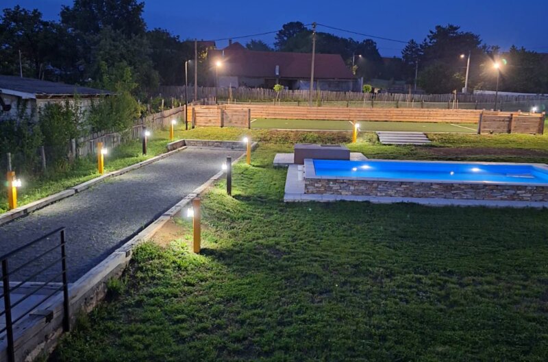 Ponuda vikendica, kuća i splavova za iznajmljivanje | Weekendica