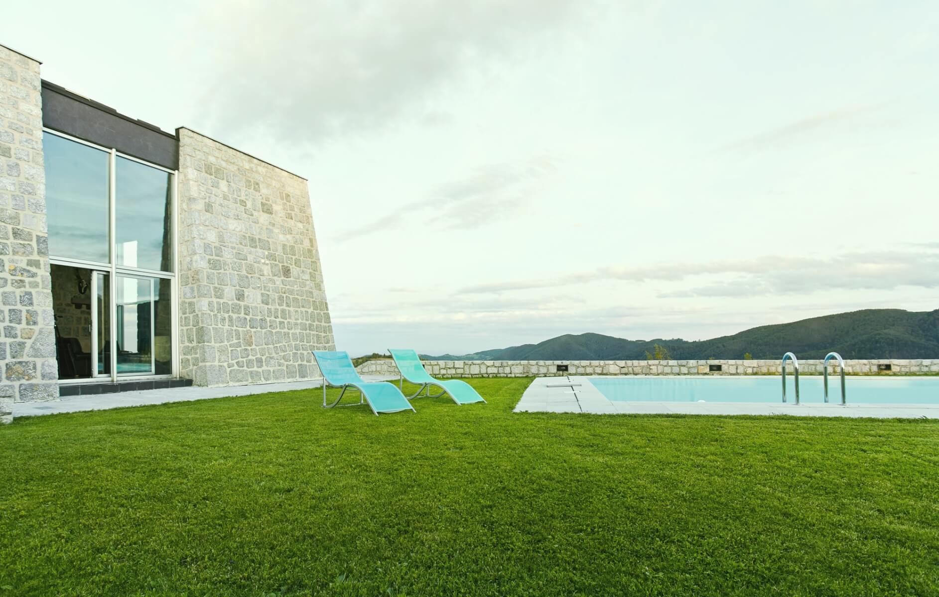 Stone Ark Estate | Weekendica