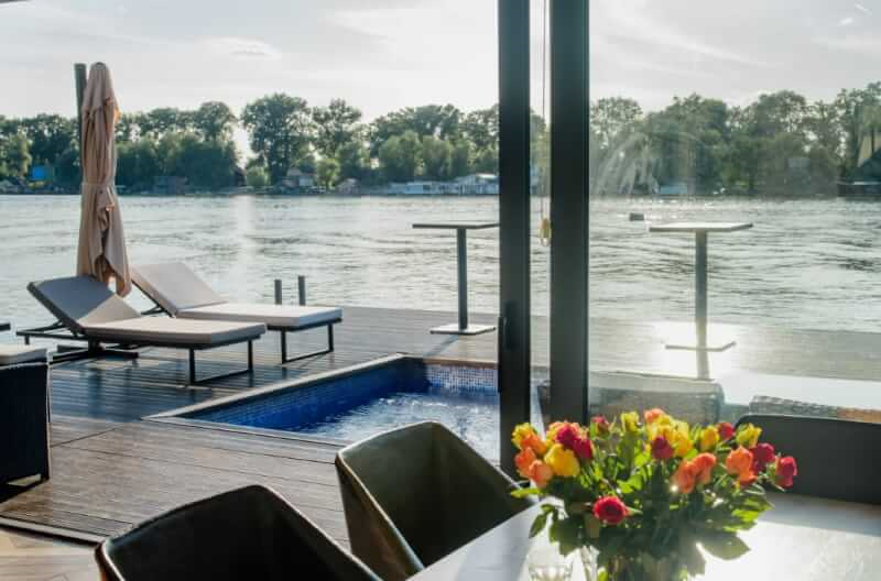 Splav na Adi - Island | Weekendica