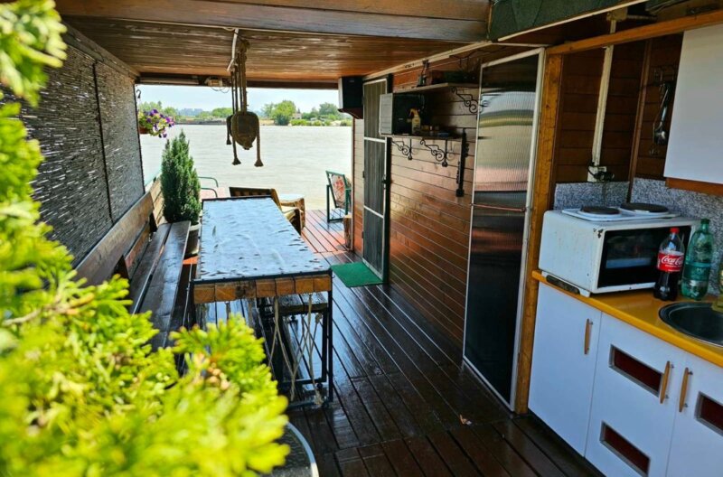 Splav na Adi - Island | Weekendica