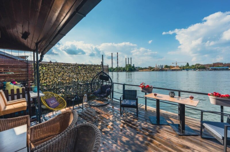 Splav Sunrise Ada | Weekendica