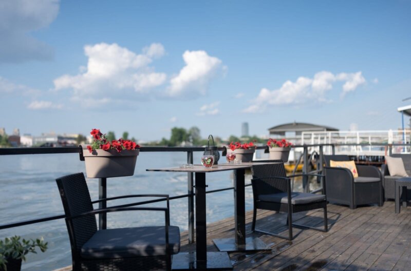 Splav Sunrise Ada | Weekendica