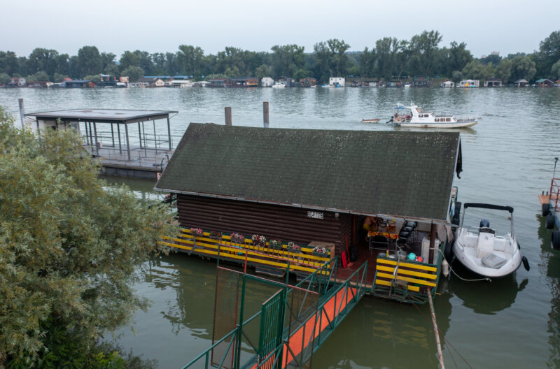 Splav SPA Nala (djakuzi, sauna, bazen) | Weekendica