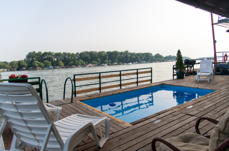 Splav SPA Nala (djakuzi, sauna, bazen) | Weekendica