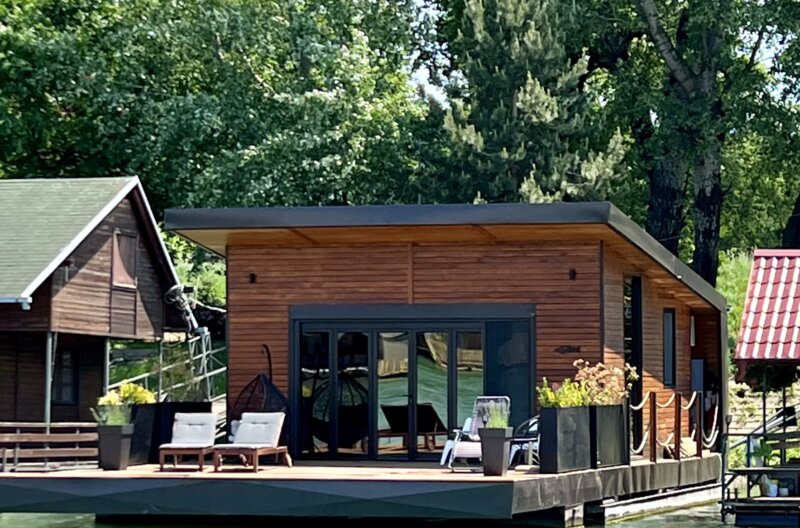 Splav Sunrise Ada | Weekendica