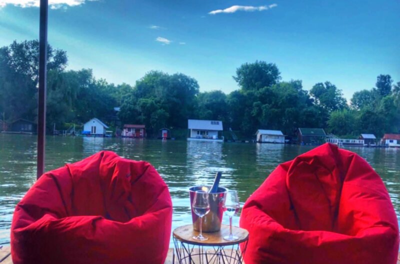 Ponuda vikendica, kuća i splavova za iznajmljivanje | Weekendica