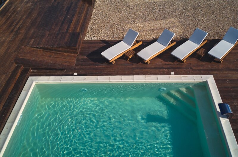 One Pool House | Weekendica