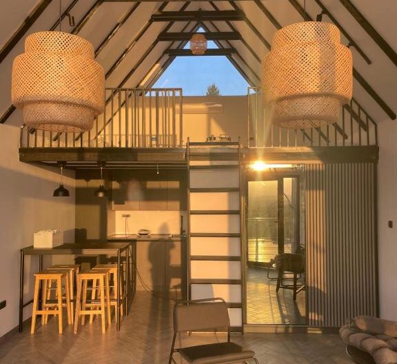 WildFlower Oasis | Weekendica