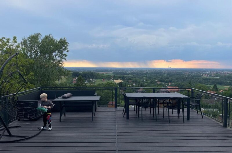 WildFlower Oasis | Weekendica