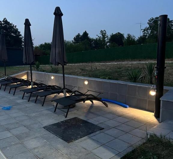 WildFlower Oasis | Weekendica