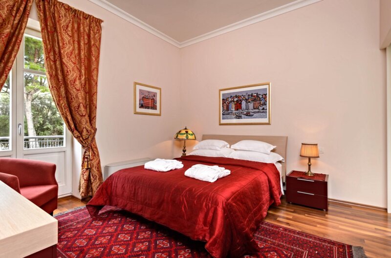 Romantična vila sa bazenom – Split | Weekendica