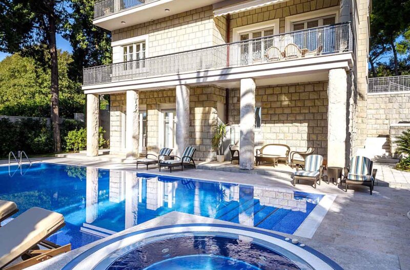 Romantična vila sa bazenom – Split | Weekendica