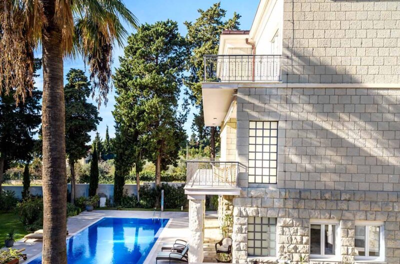 Romantična vila sa bazenom – Split | Weekendica